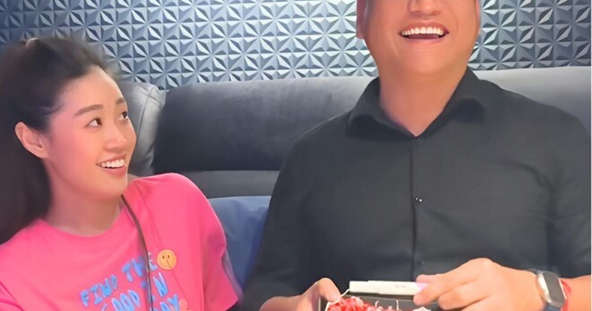 Hoa hậu Khánh Vân lấy que thử thai 2 vạch tặng chồng hơn 17 tuổi, nhà trai bất ngờ liền rút nhẫn ...