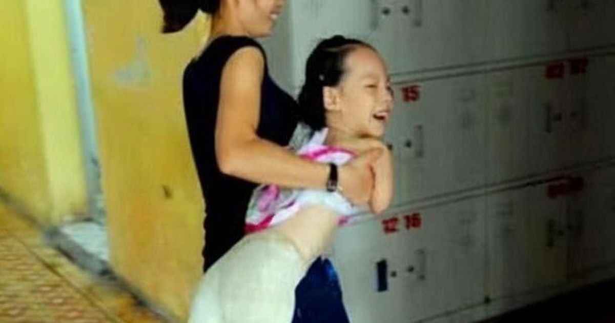 Mẹ quyết sinh con không có tay chân dù gia đình nội chối bỏ, đứa trẻ ...